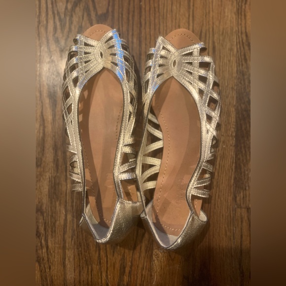 torrid | Shoes | Torrid Gold Strappy Flats Size 8w | Poshmark